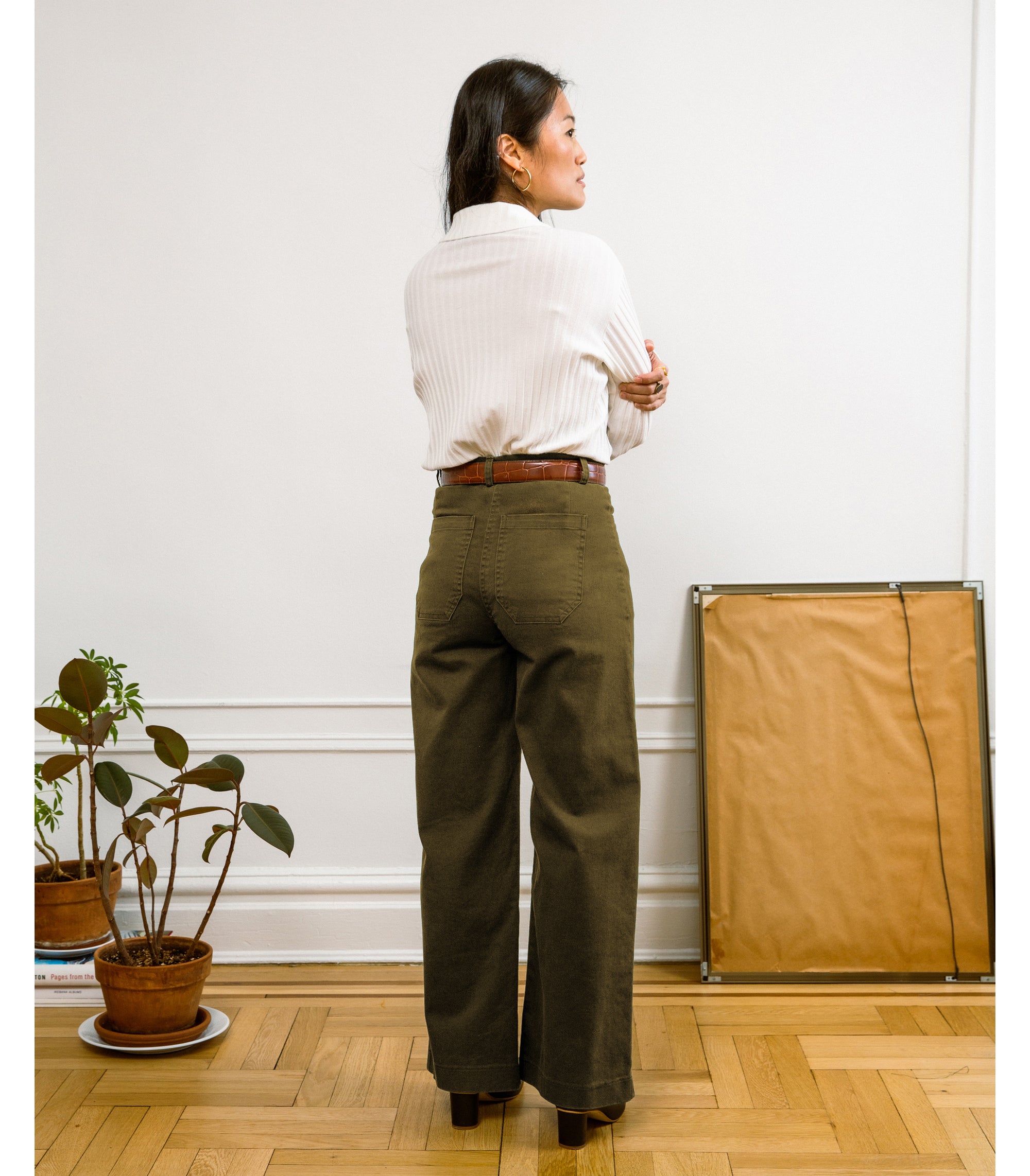 Toni Wide Ankle Pants in Moss Green | LOUP